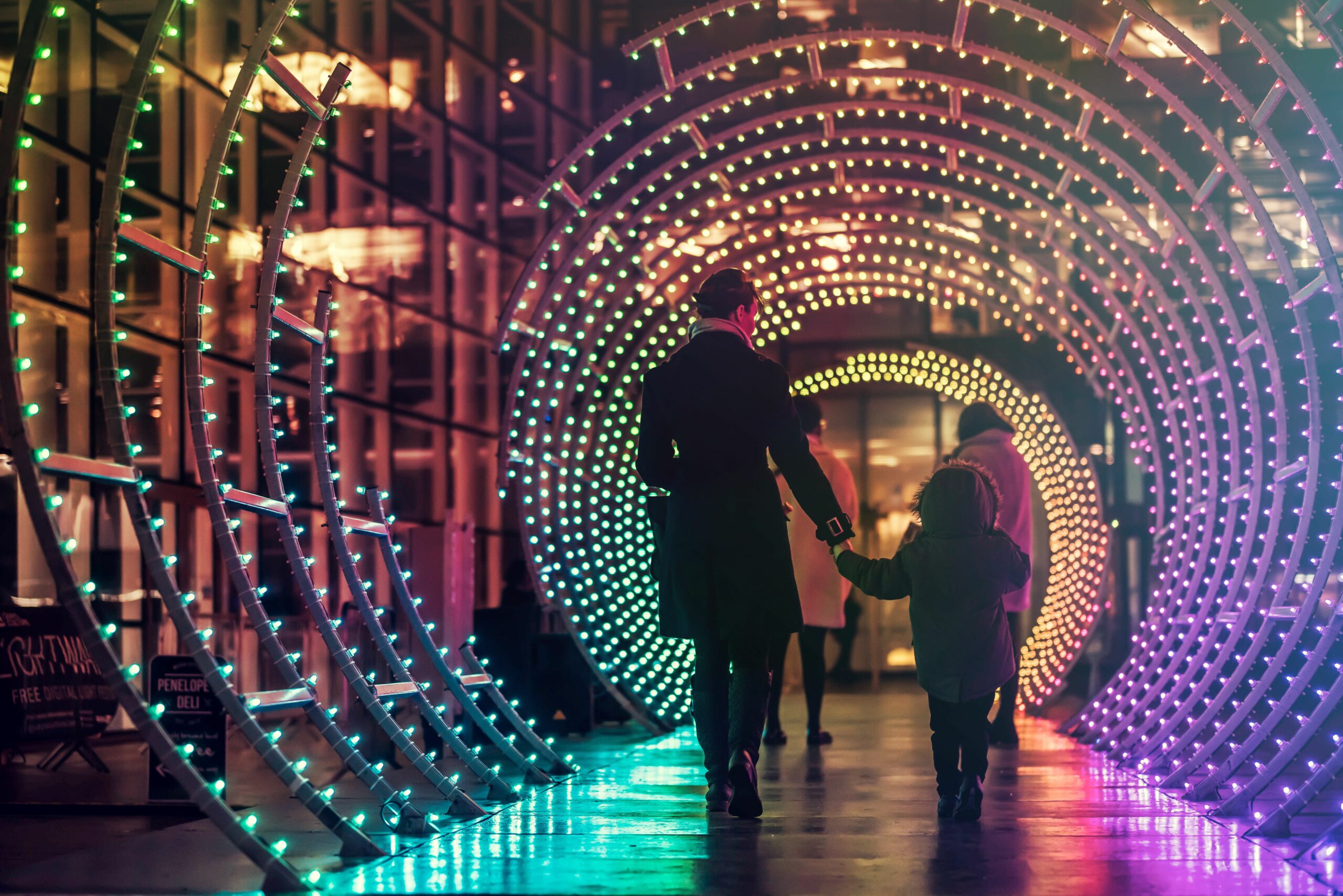 Lightwaves returns to Salford Quays with a free, immersive light ...