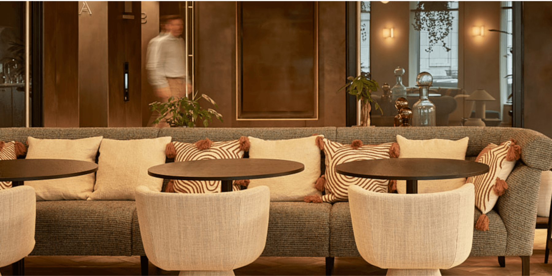 Landsec Lounges - Media City UK